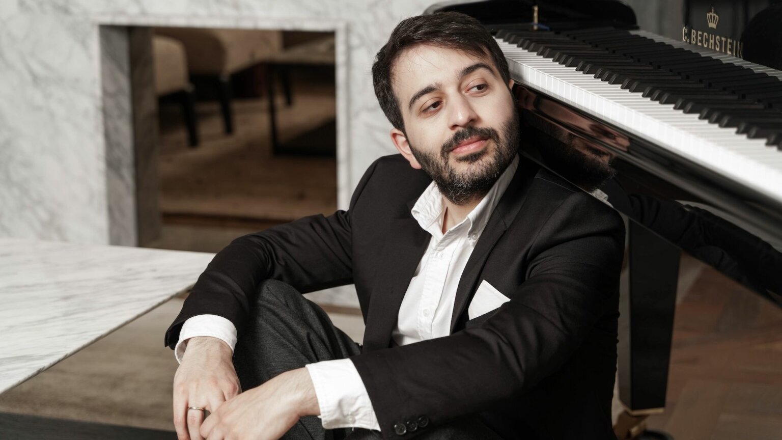 Pianisti Luka Okros: Chopin-resitaali - Musiikkitalo